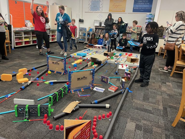 Instructional STEM Night features project-based learning activities ...